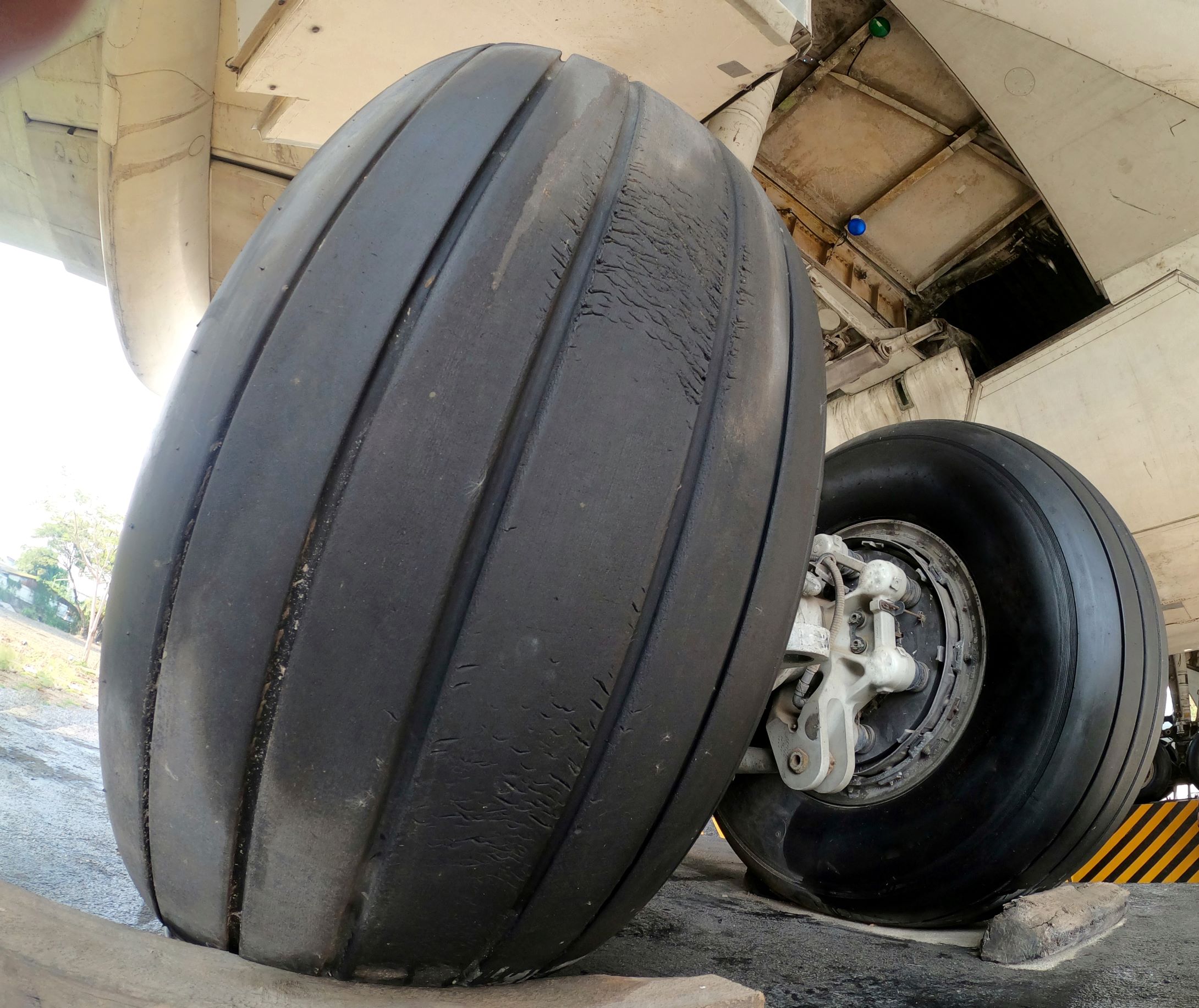 A320 Wheel Bay/Well Fixed Height Access Platform - For sale or rent at ...